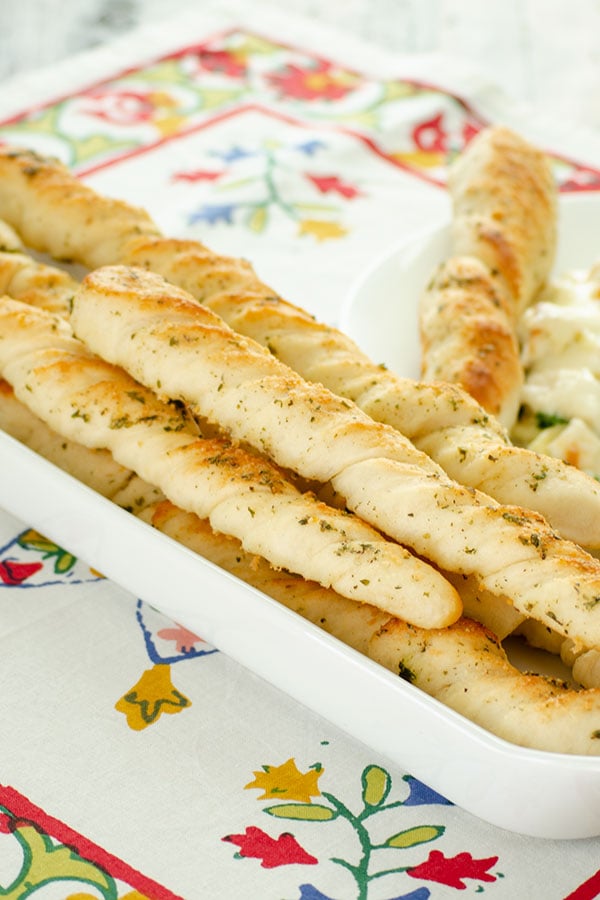 Easy Homemade Breadsticks - Real Mom Kitchen