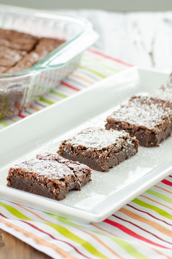 Easy Easy One Bowl Fudgy Brownies - Real Mom Kitchen - Brownies and Bars