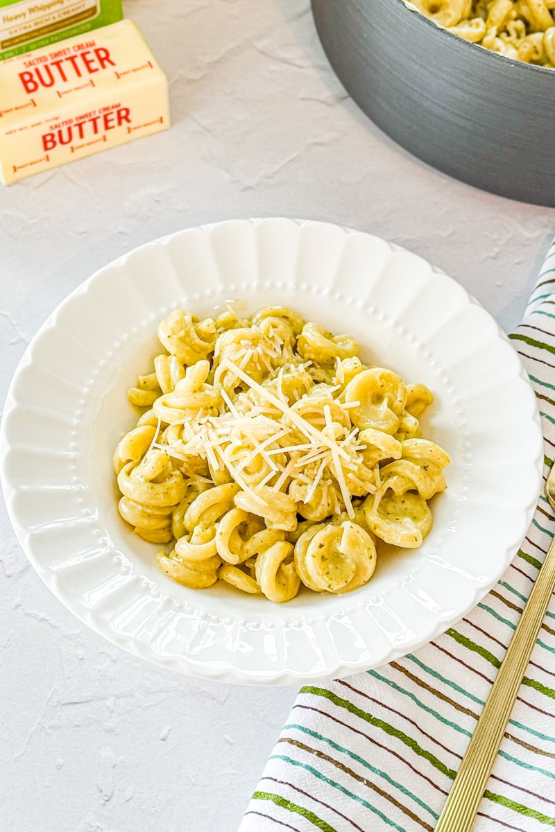 Pesto Cream Sauce - Real Mom Kitchen