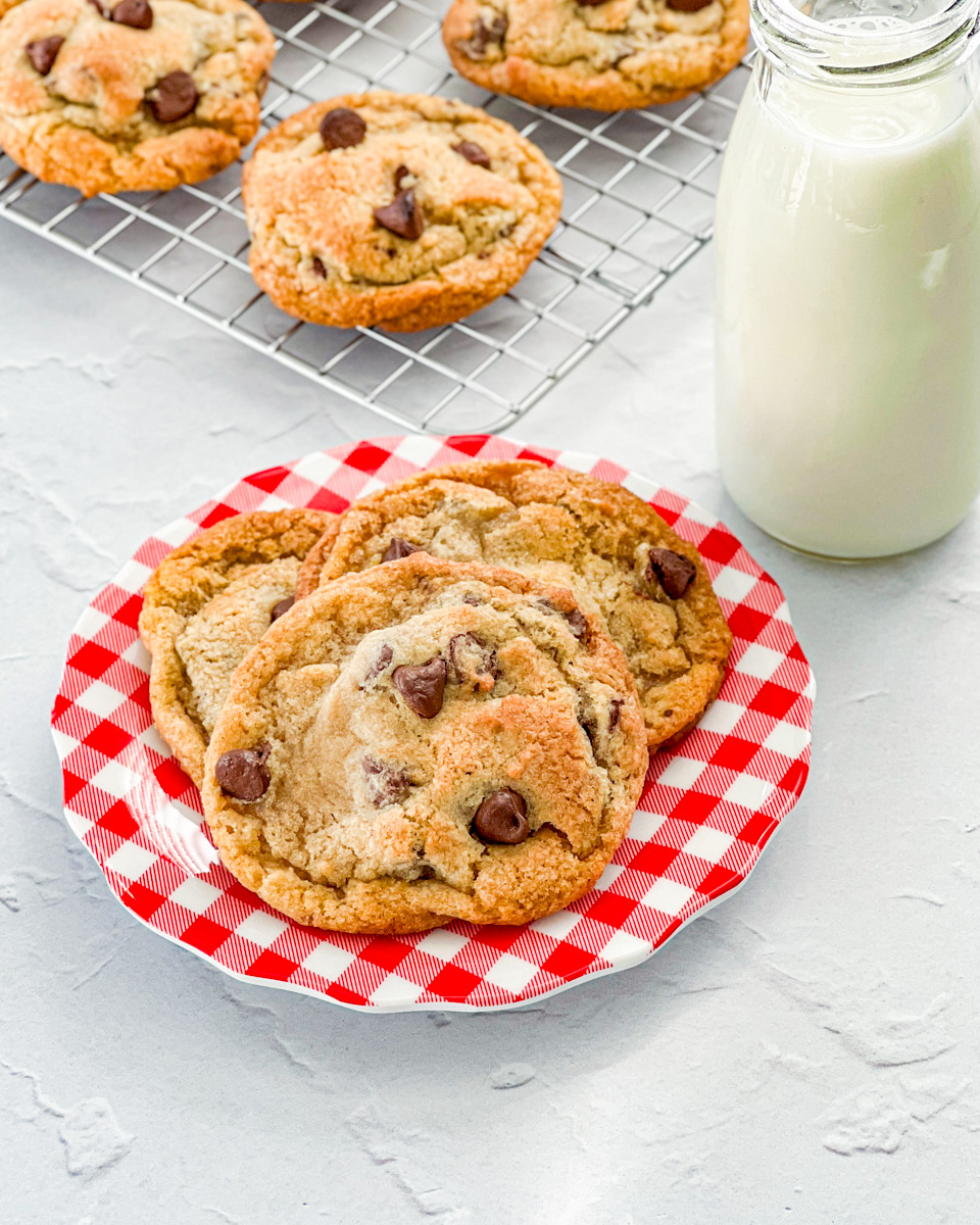 Easy Homemade Chocolate Chip Cookies - Real Mom Kitchen