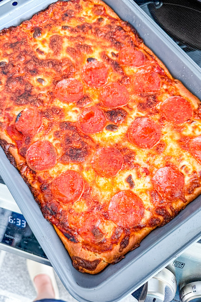 Detroit-Style Pan Pizza - Real Mom Kitchen
