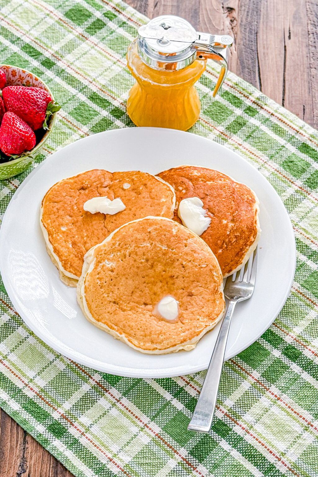 Fluffy Sour Cream Pancakes - Real Mom Kitchen